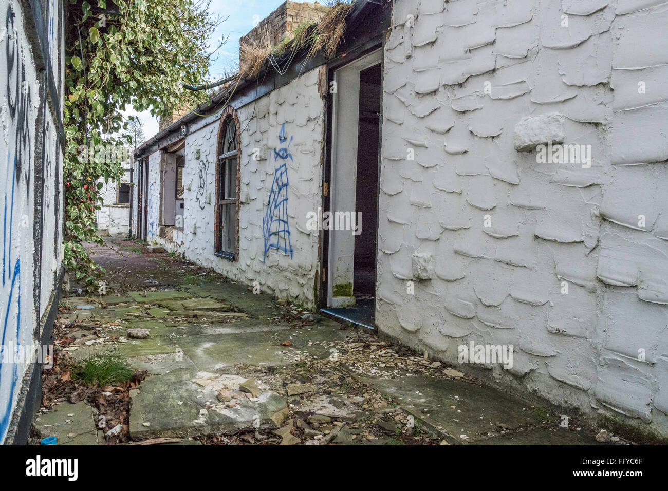 Derelict and vandalised buildings Stock Photo - Alamy
