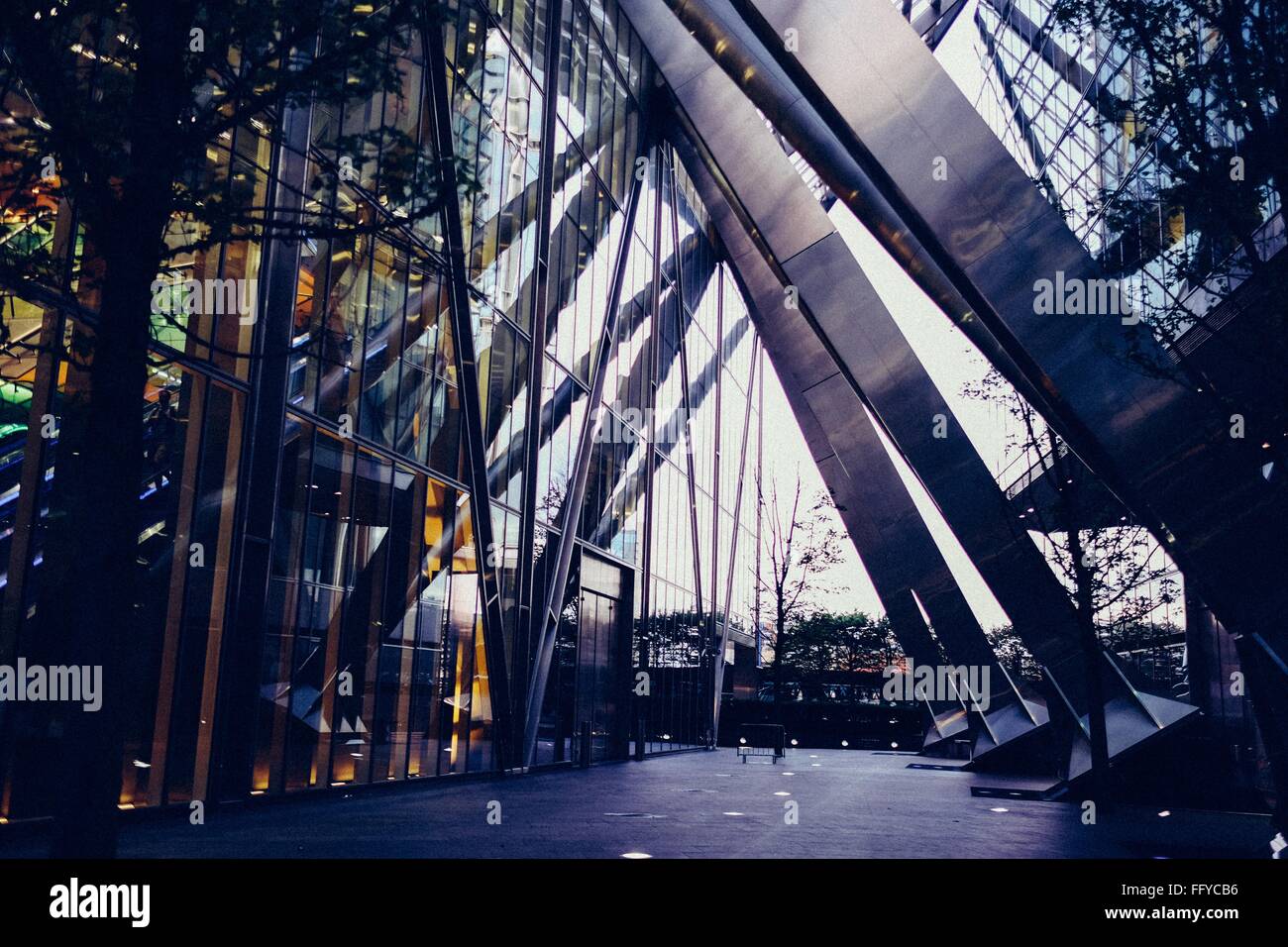 Architecture glass structure hi-res stock photography and images - Alamy Architecture glass structure hi-res stock photography and images - Alamy
