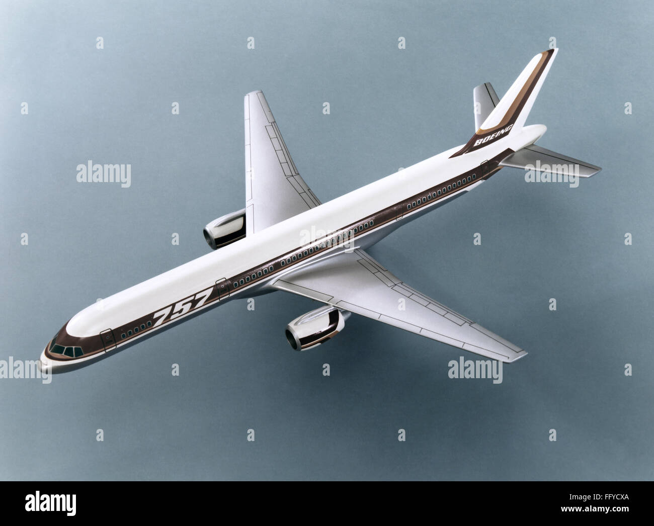 BOEING 757 AIRPLANE. /nModel of the Boeing 757 passenger plane ...