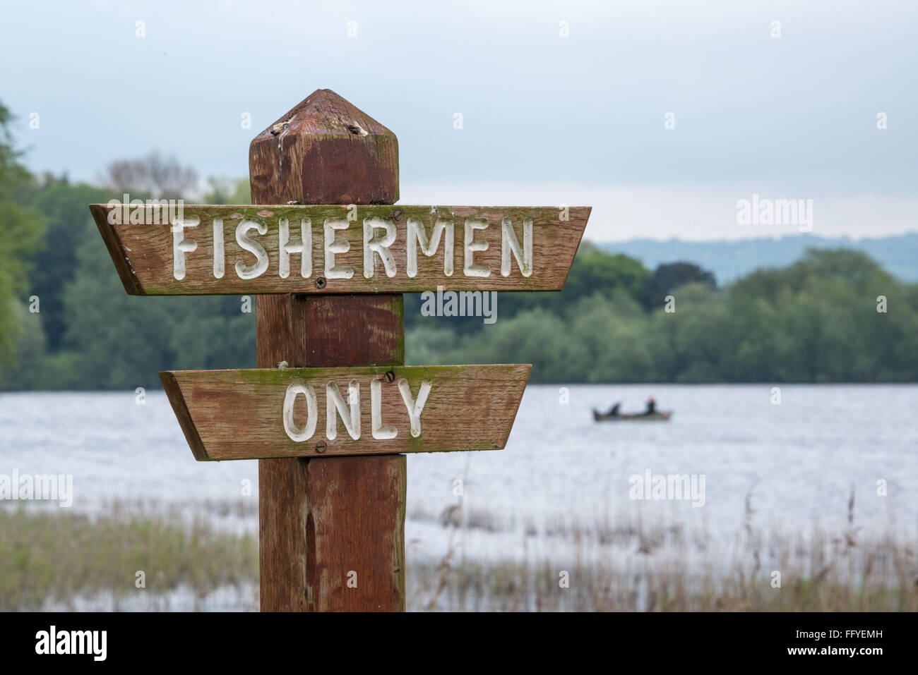 Men only sign hi-res stock photography and images - Alamy