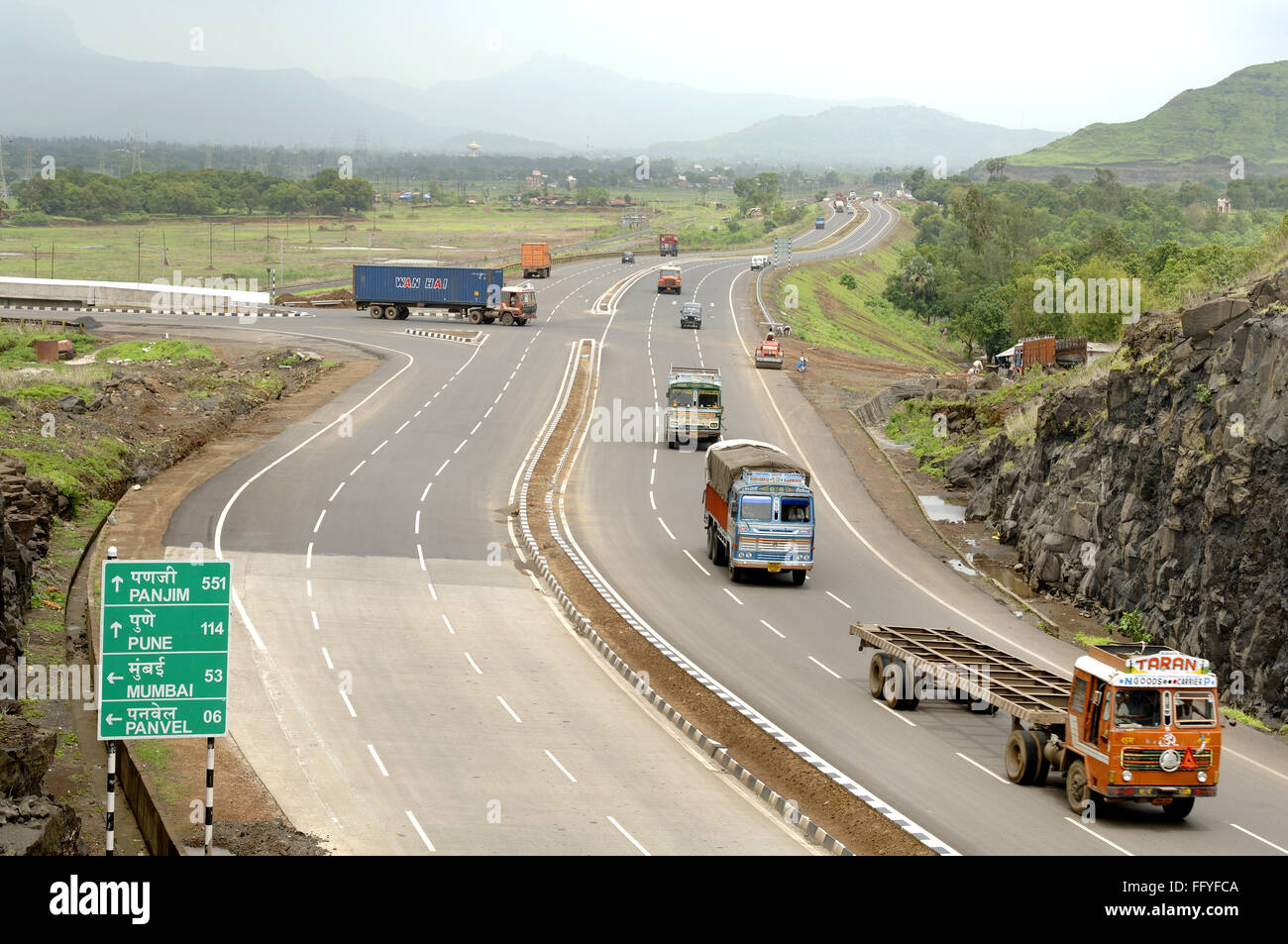 Indian container truck india hi-res stock photography and images - Alamy