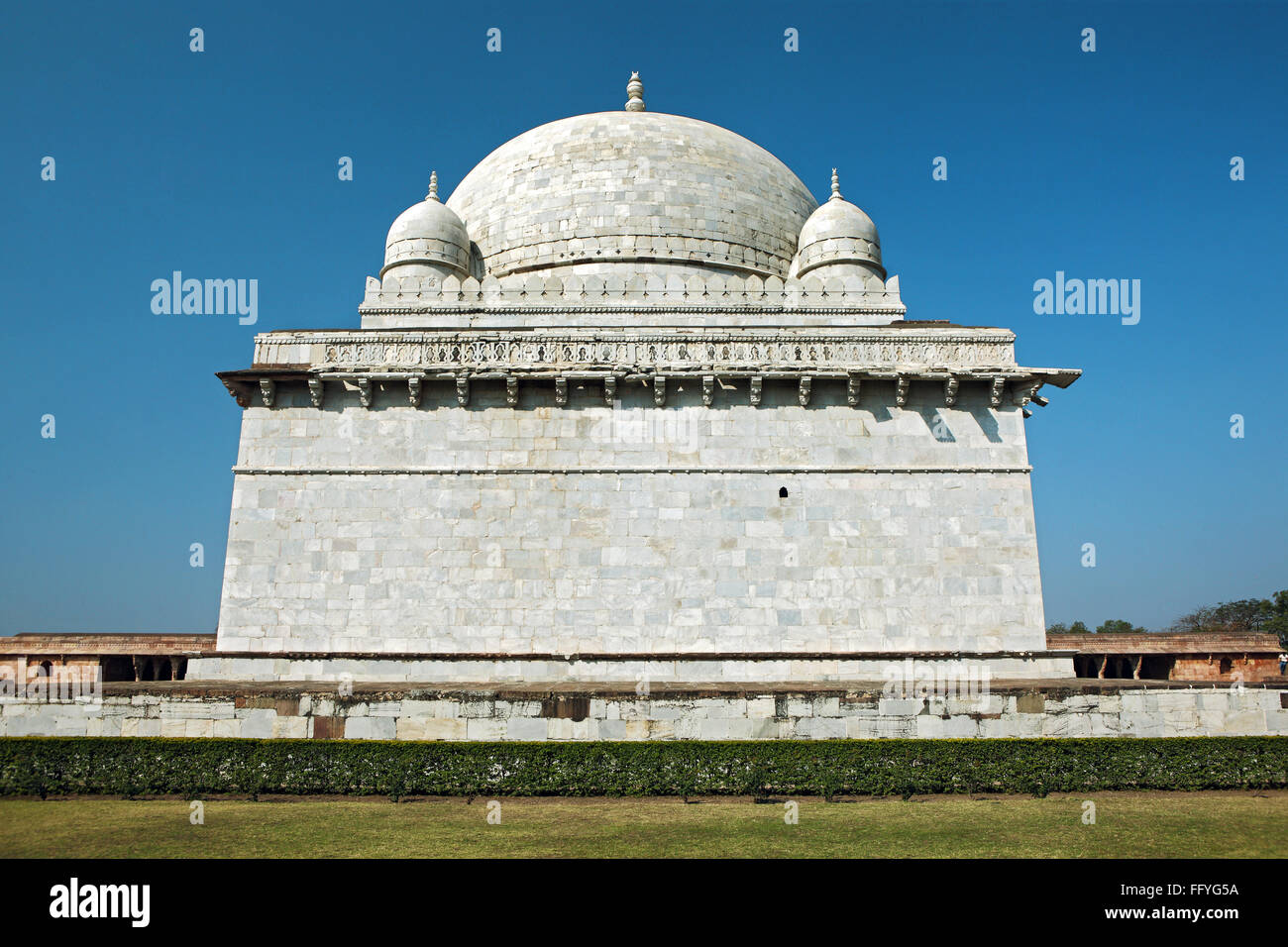 Madhya pradesh islamic architecture hi-res stock photography and images ...