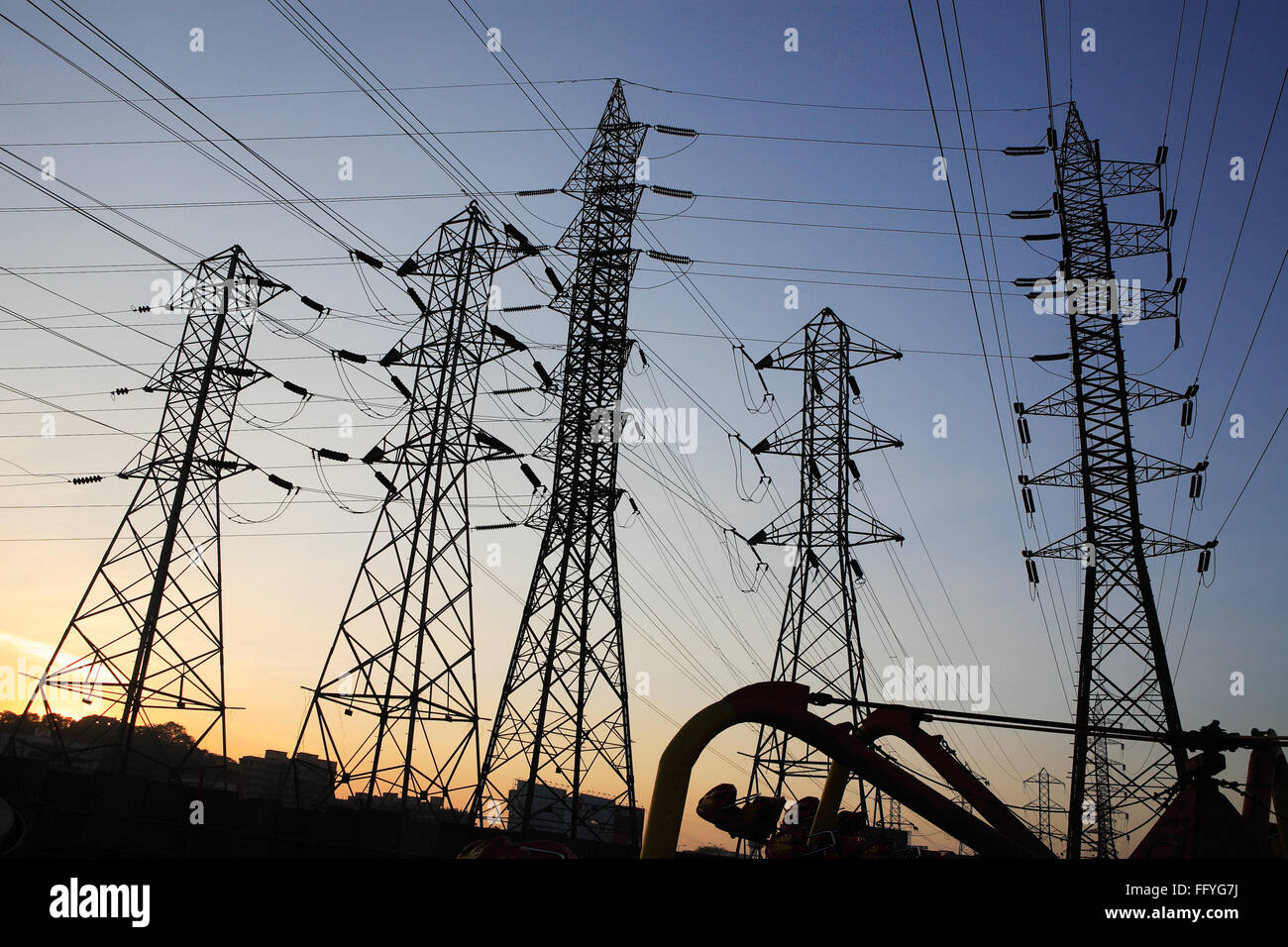 India tallest towers hi-res stock photography and images - Alamy