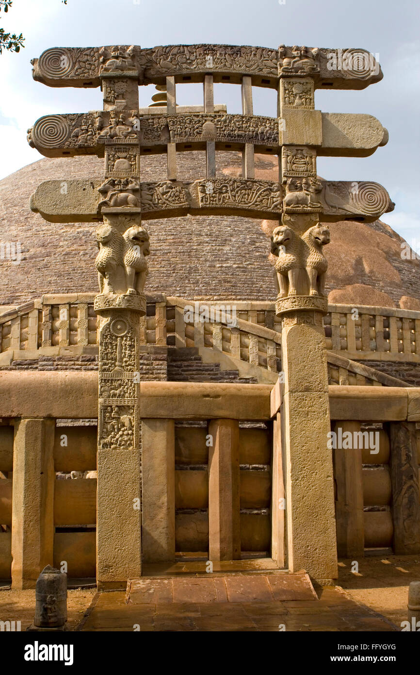 South Gateway, stupa 1 Buddhist monuments at Sanchi , Madhya Pradesh ...