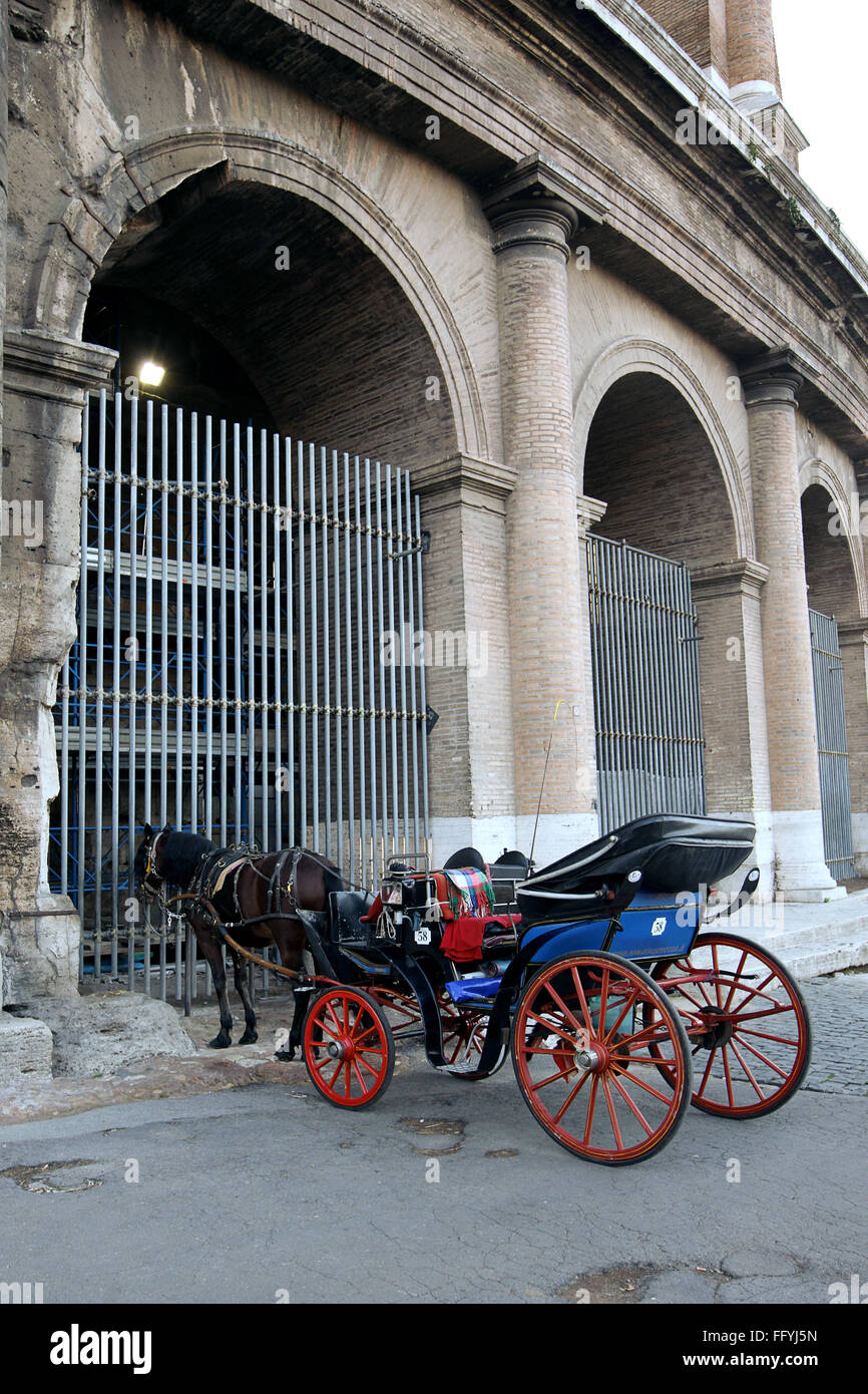 Horse carriage at The Colosseum Rome Italy Europe Stock Photo - Alamy
