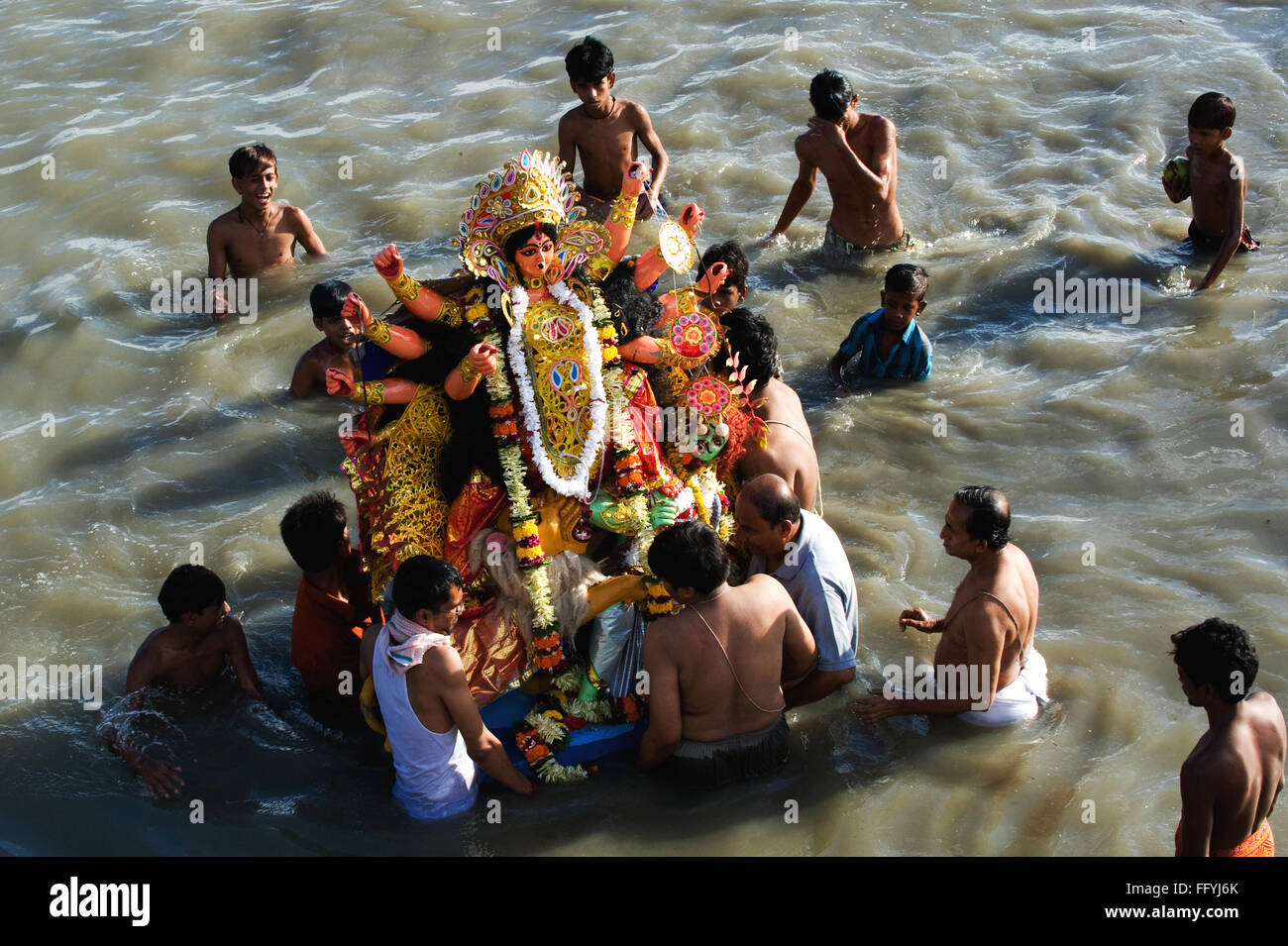 Goddess durga immersion hi-res stock photography and images - Alamy