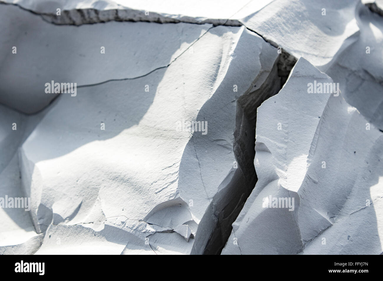 Broken rock hi-res stock photography and images - Alamy