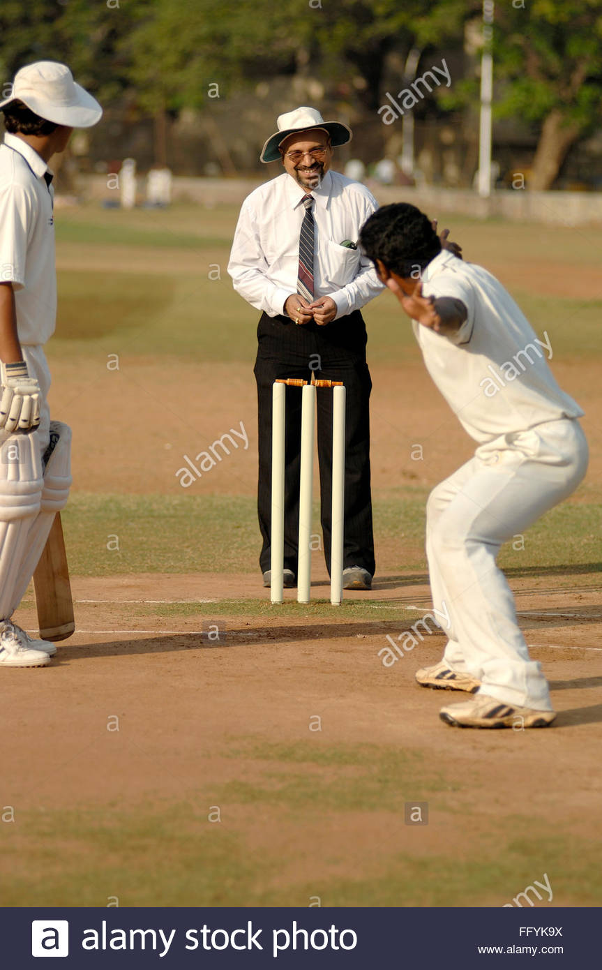 Umpire Stock Photos & Umpire Stock Images - Alamy