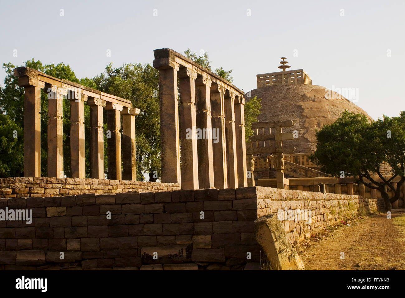 Gupta temple hi-res stock photography and images - Alamy