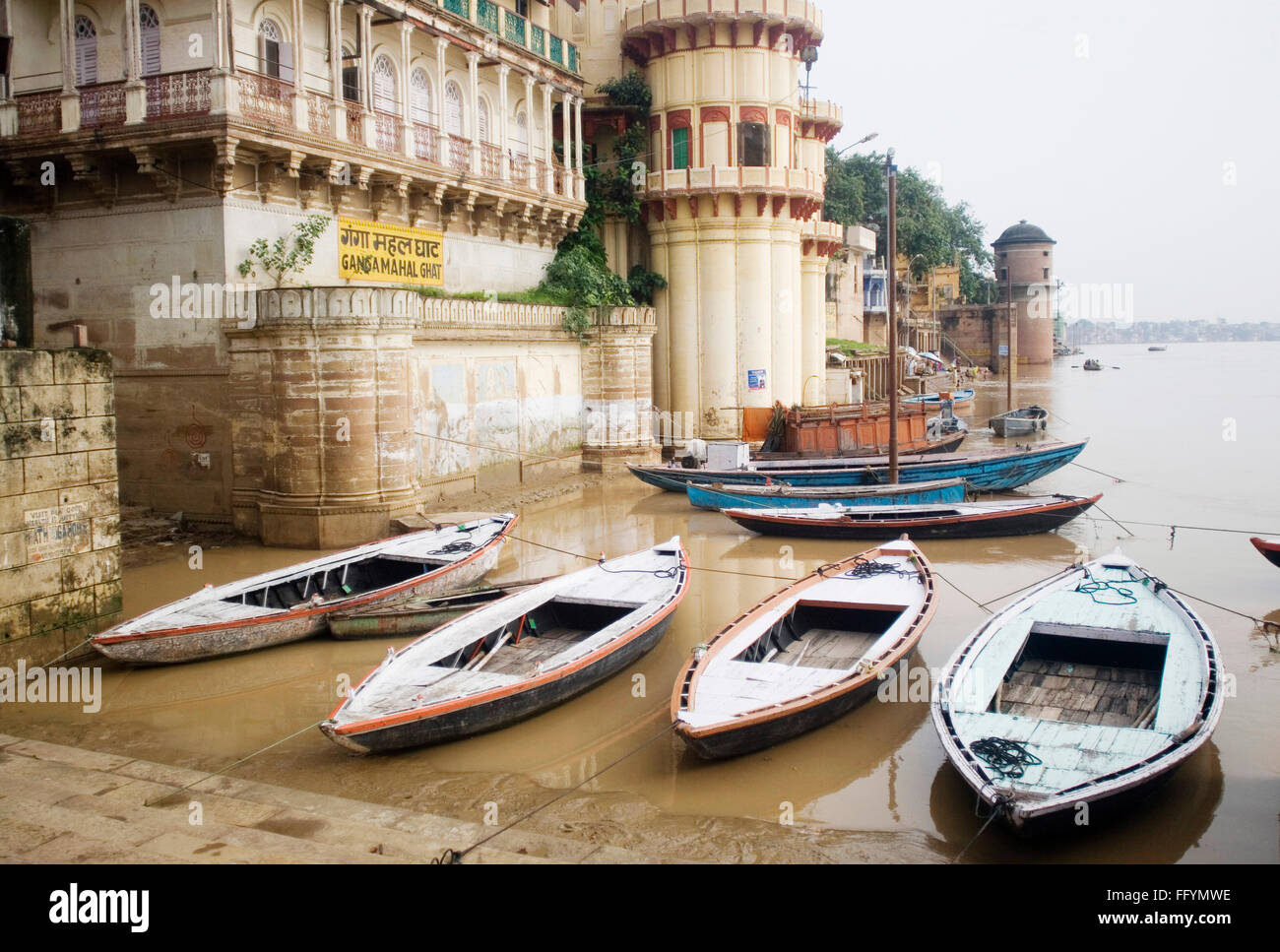 Ganga Mahal ghat , Varanasi , Uttar Pradesh , India Stock Photo - Alamy