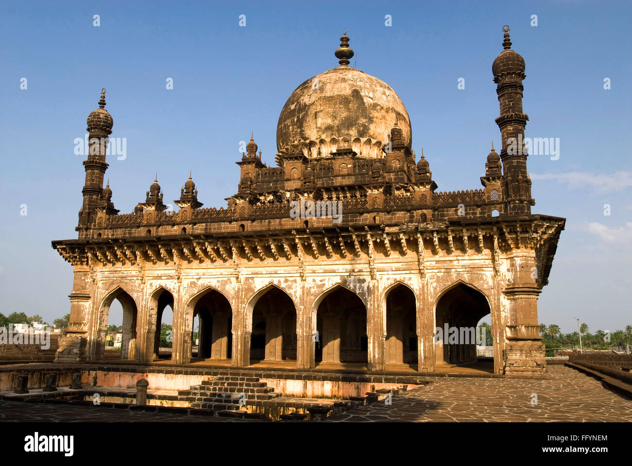 Ibrahim Rauza built by Ibrahim Adil Shah II in Bijapur , Karnataka ...