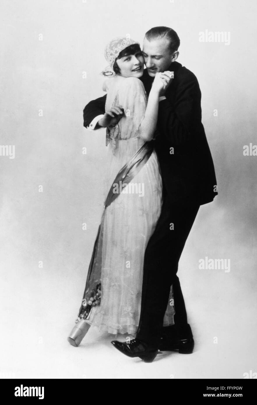 IRENE AND VERNON CASTLE. /nAmerican ballroom dancers. Photographed ...