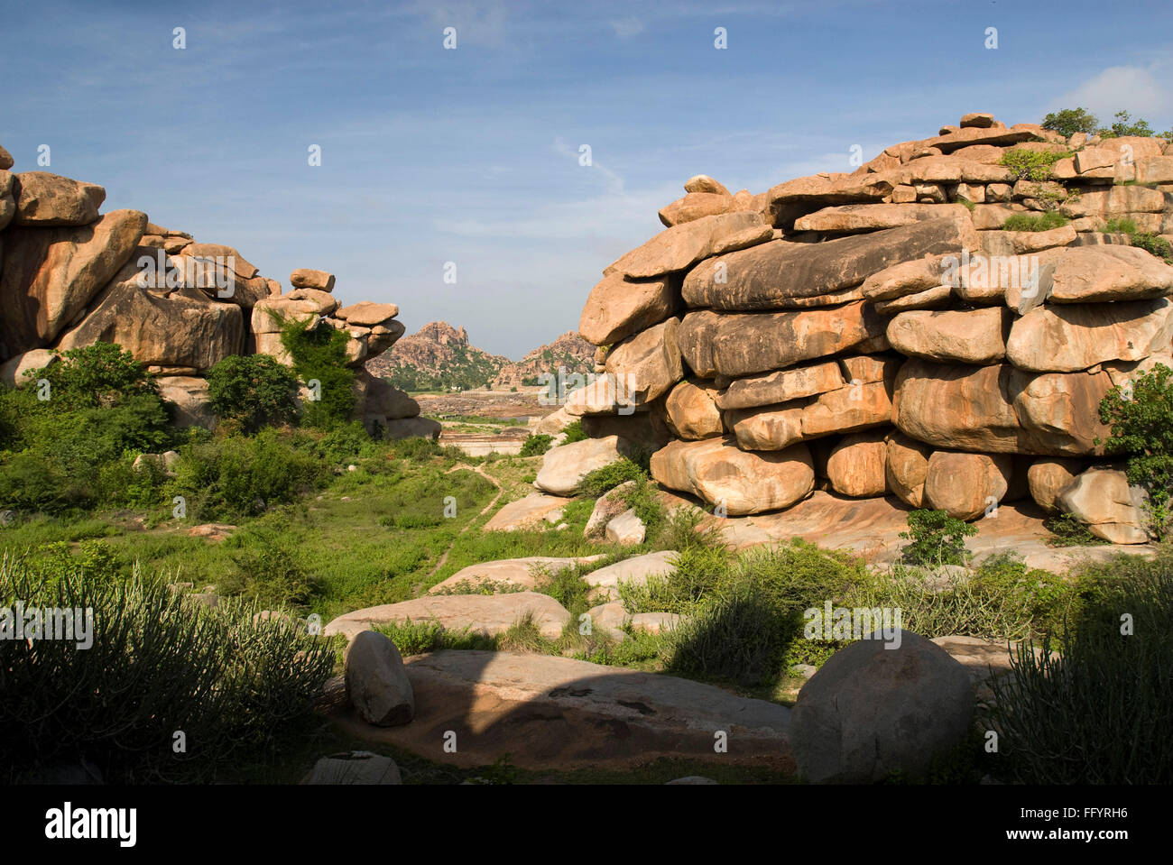 Boulders hampi karnataka india hi-res stock photography and images - Alamy