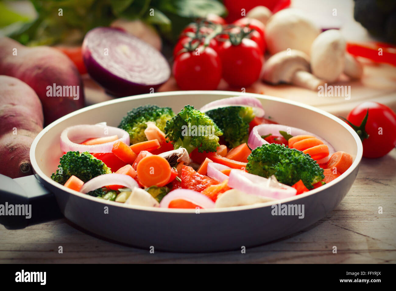Cooking mixed vegetables Stock Photo - Alamy