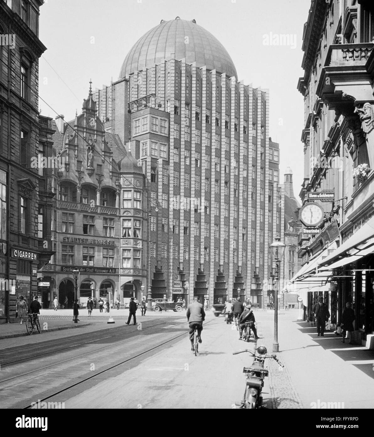 1920s building Black and White Stock Photos & Images - Alamy