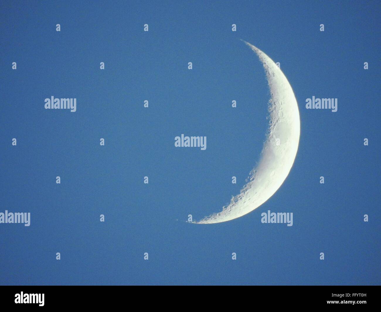 Crescent moon hi-res stock photography and images - Alamy