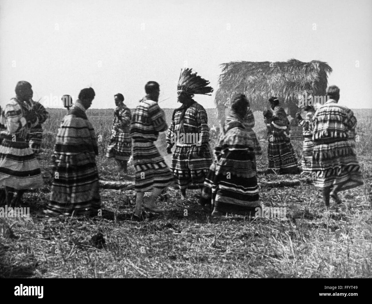 SEMINOLE CROP DANCE, 1920s. /nSeminole Native Americans performing a ...