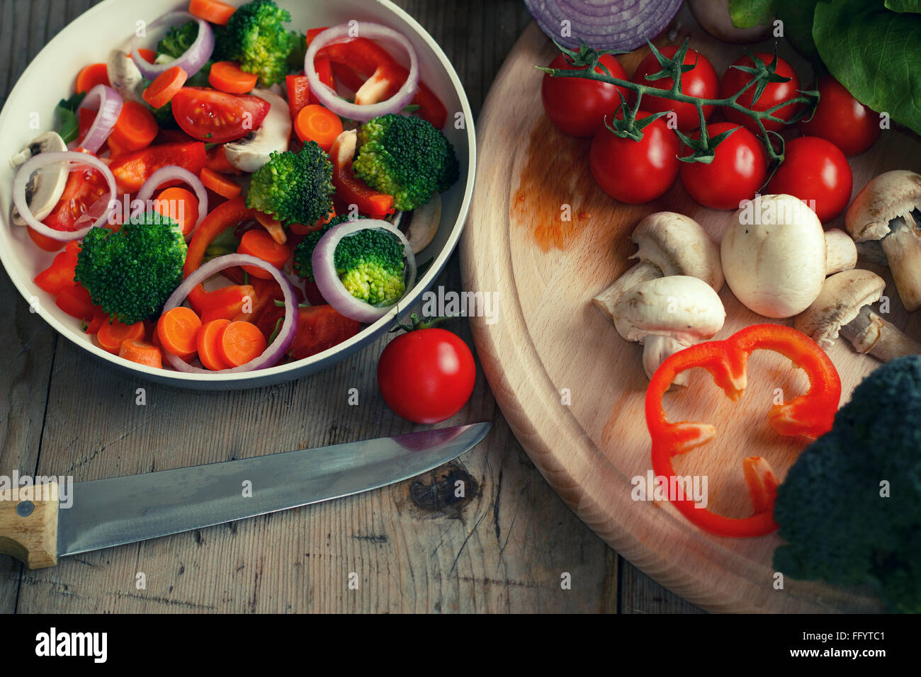 Cooking mixed vegetables Stock Photo - Alamy