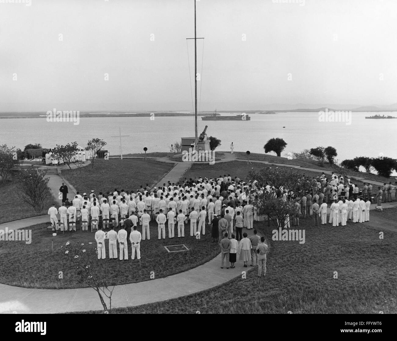 GUANTANAMO BAY NAVAL BASE. /nU.S. Navy servicemen at an Easter morning ...