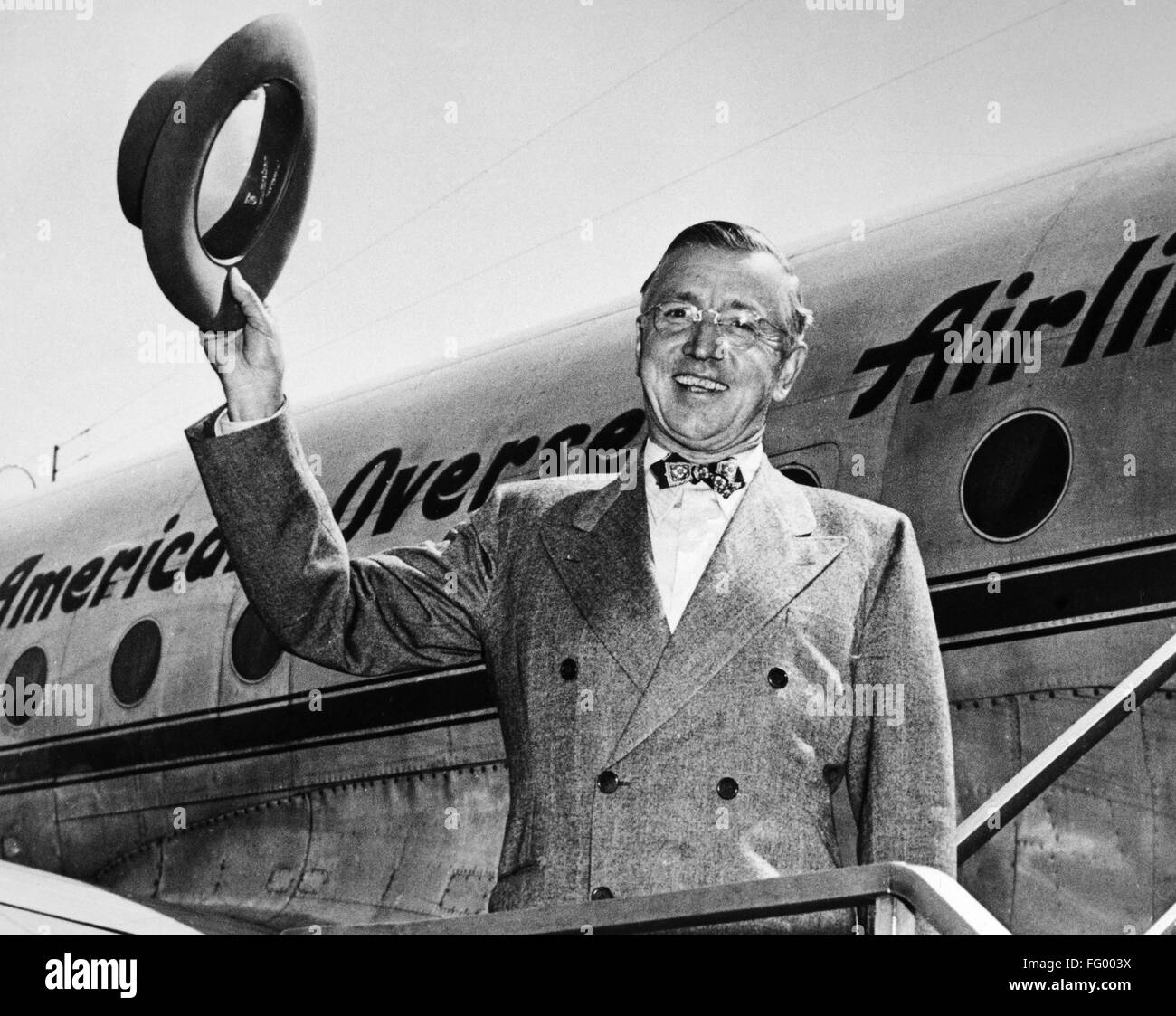 WILLIAM SCHOLL (1882-1968). /nAmerican podiatrist and founder of Dr ...