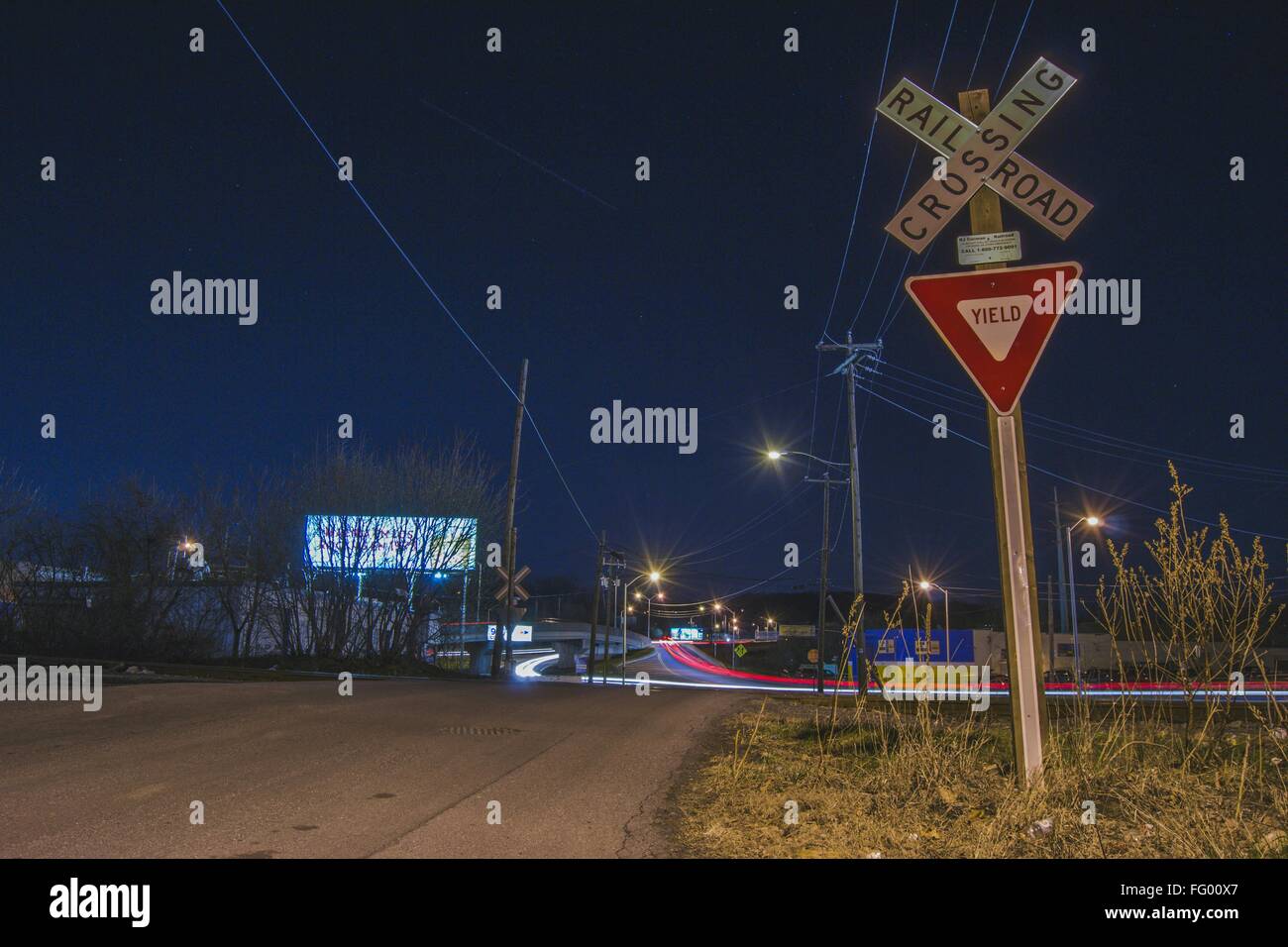 Railroad crossing light hi-res stock photography and images - Alamy