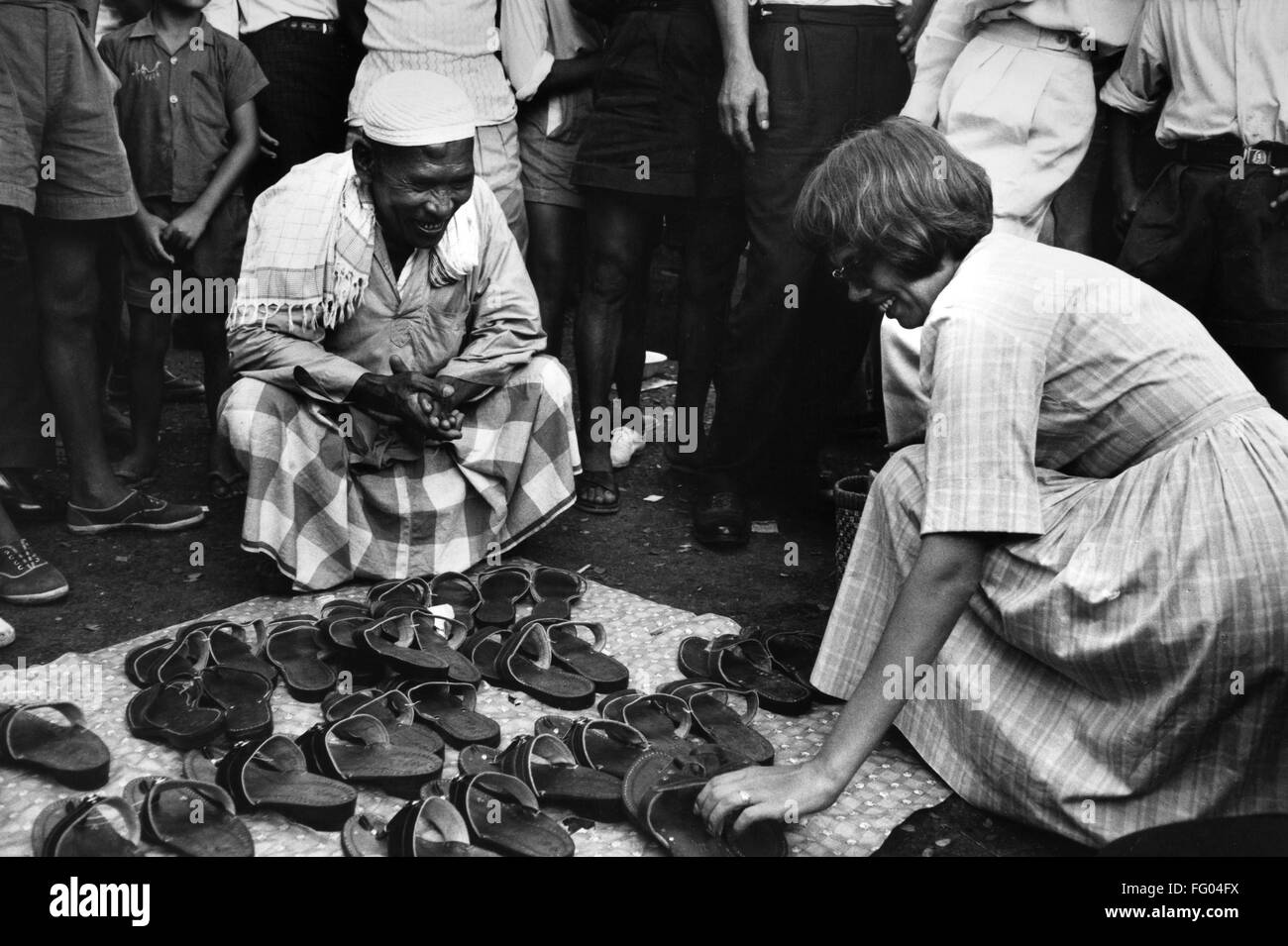 PEACE CORPS: MALAYSIA. /nPeace Corps volunteer Carol Cull with ...