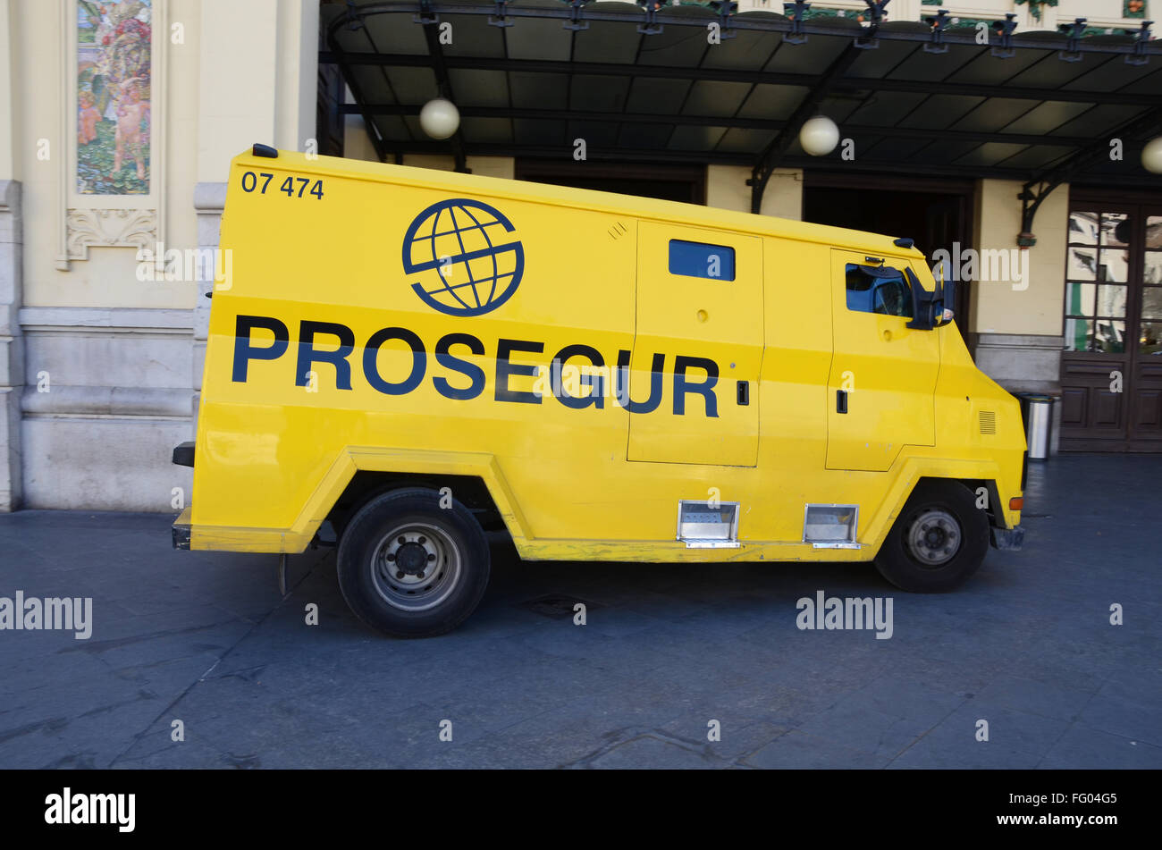 Security guard delivering cash hi-res stock photography and images - Alamy