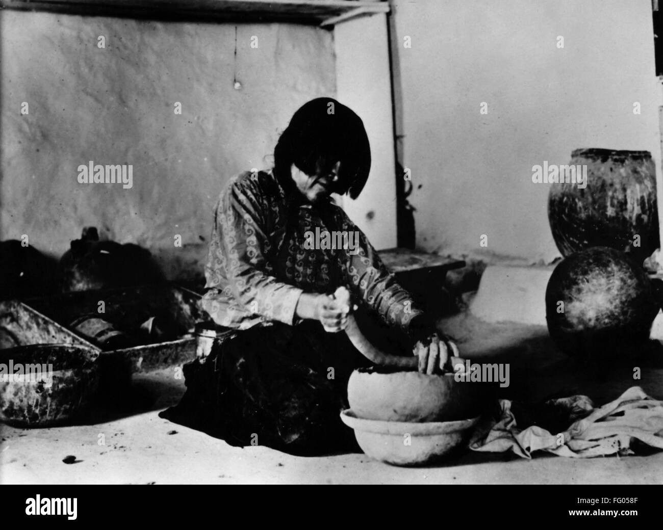 NAMPEYO (1858-1942). /nHopi Native American potter. Making a pottery ...