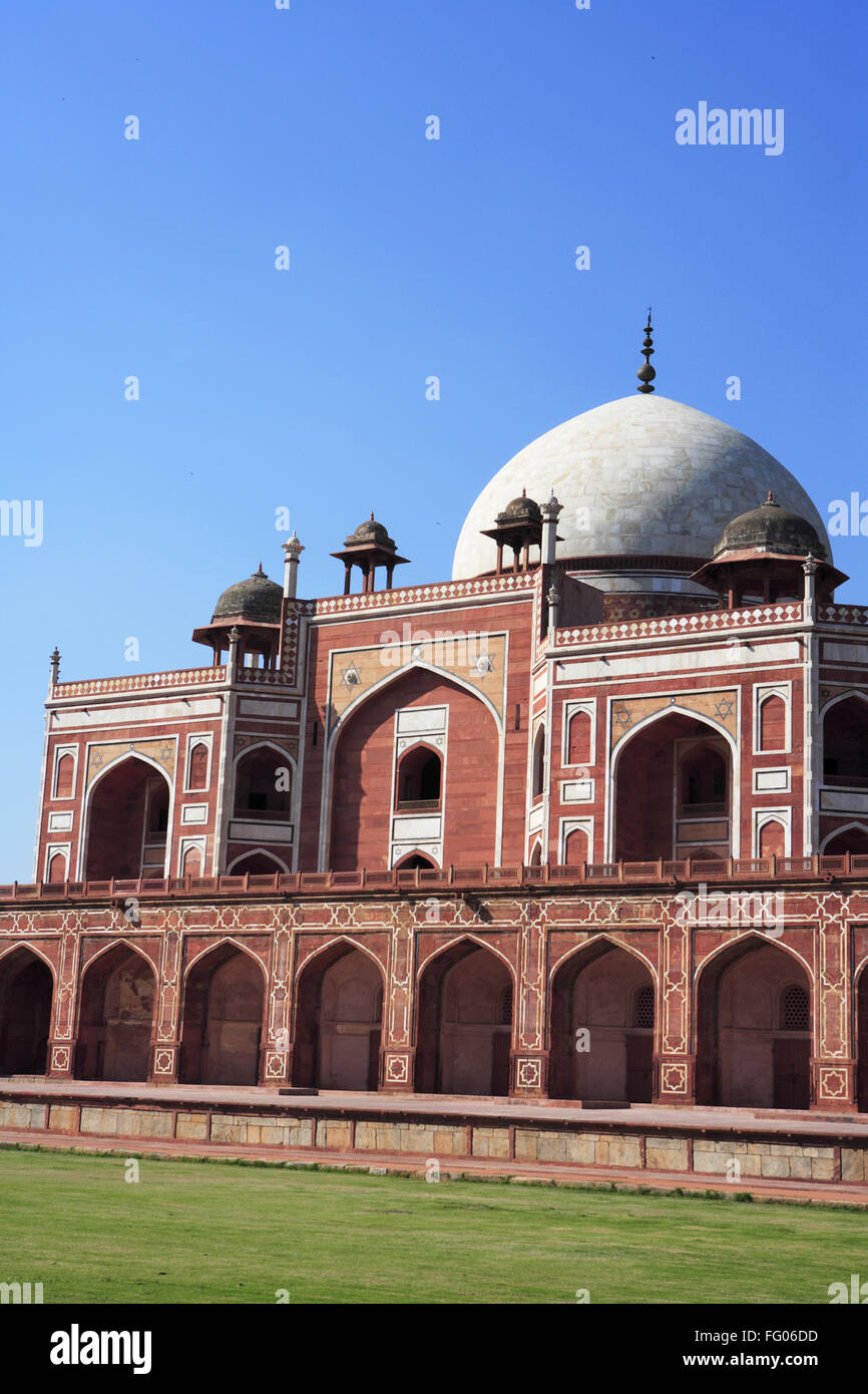 Humayun's tomb built in 1570 mughal architecture , Delhi, India UNESCO ... Humayun's tomb built in 1570 mughal architecture , Delhi, India UNESCO ...