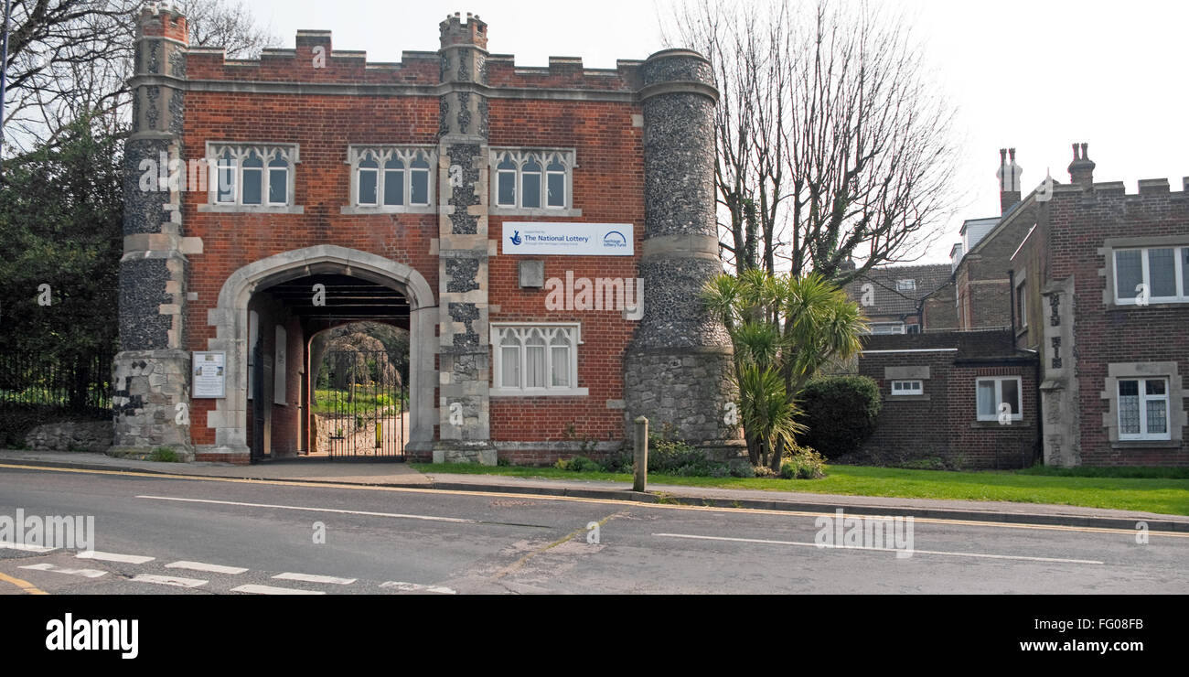 Whitstable Castle Gate, Kent, England Stock Photo - Alamy