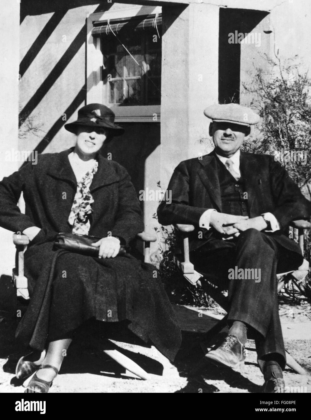 ROBERT HUTCHINGS GODDARD /n(1882-1945). American physicist ...