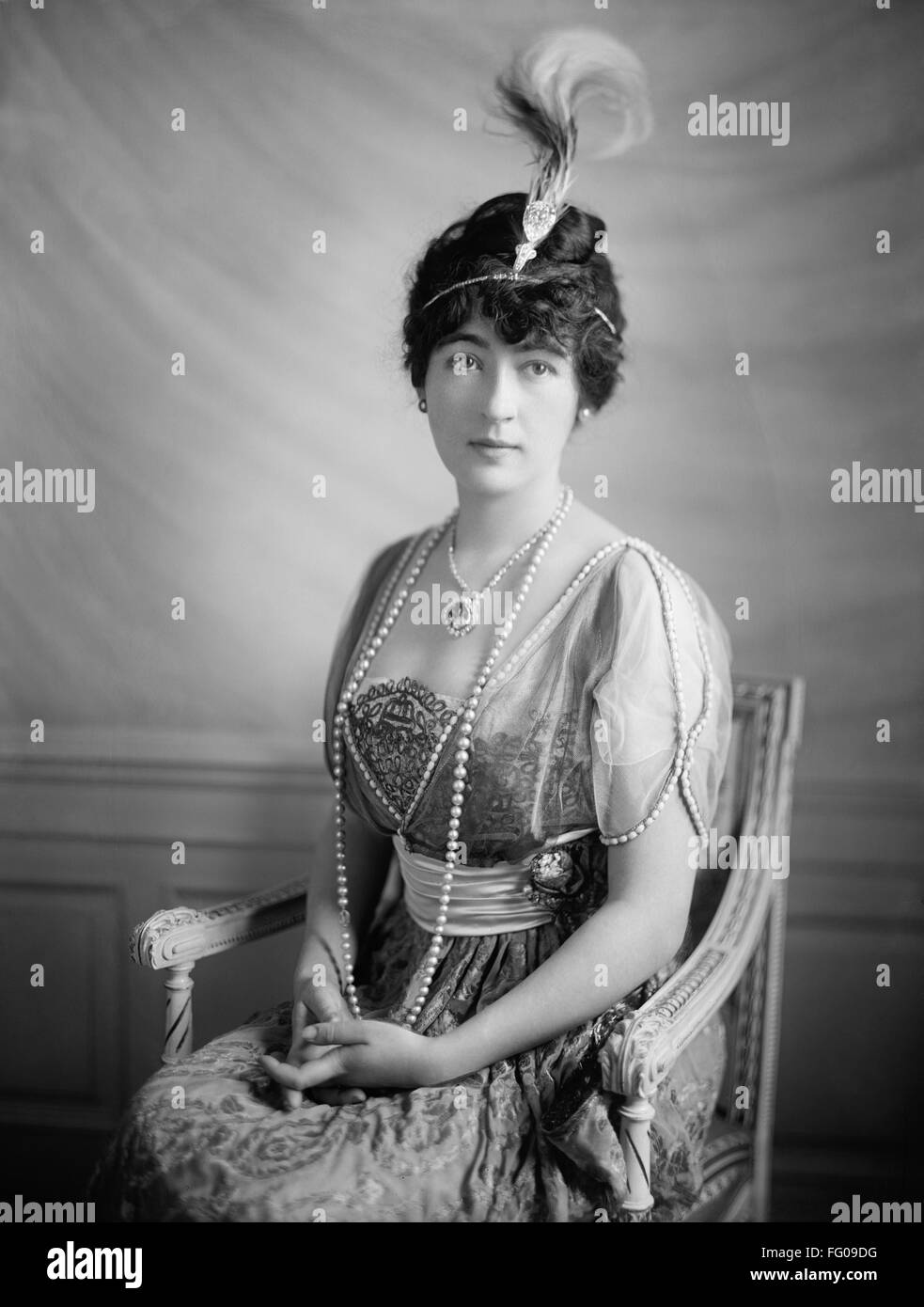 EVALYN WALSH McLEAN /n(1886-1947). American mining heiress and ...