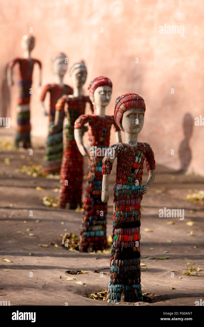 Human figures colourful hi-res stock photography and images - Alamy