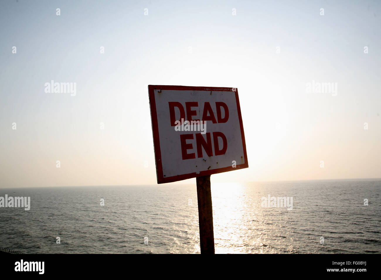 Dead end placard construction site hi-res stock photography and images ...