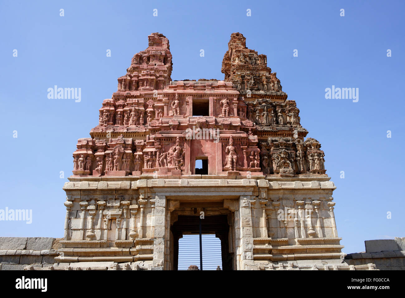 Main entrance gopuram Vitthal Temple Hampi Vijayanagar UNESCO World ...