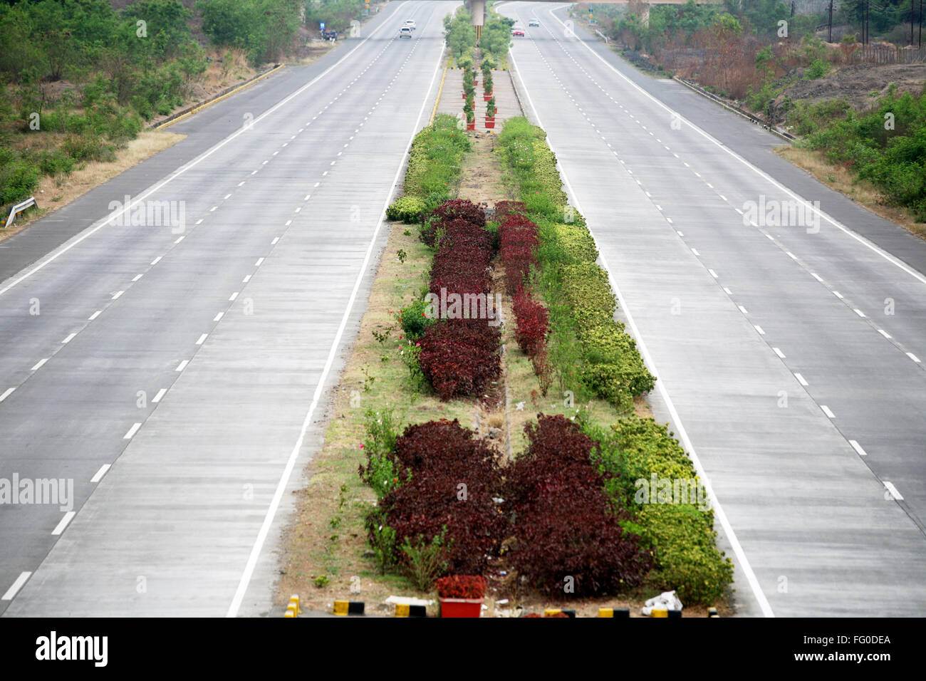 Mumbai pune expressway hi-res stock photography and images - Alamy