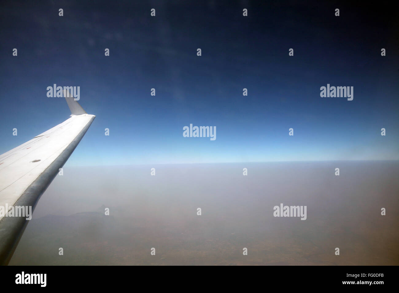 Aeroplane shot hi-res stock photography and images - Alamy