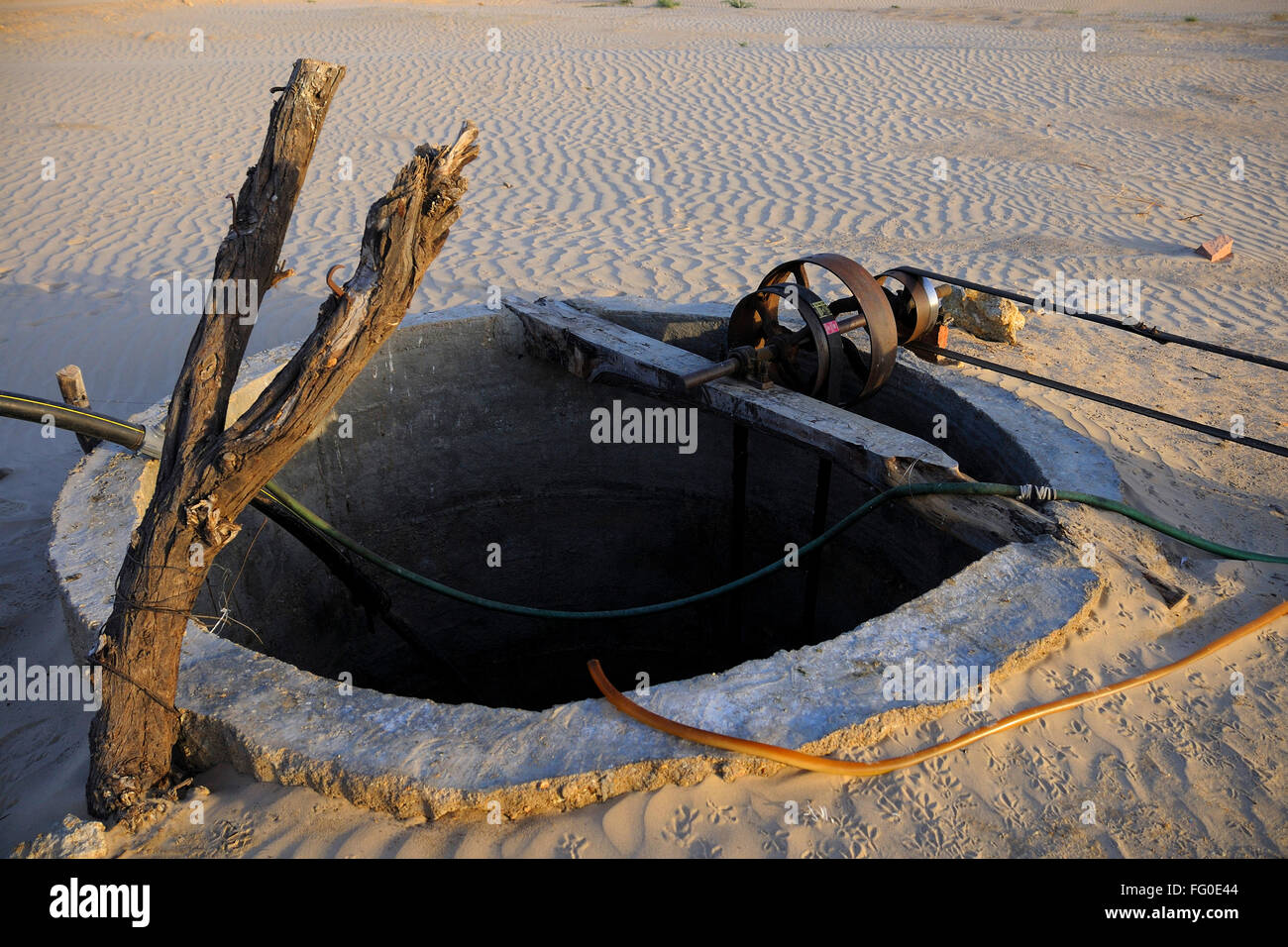 Well in desert ; Samdari road ; Balotra ; Rajasthan ; India Stock Photo ...