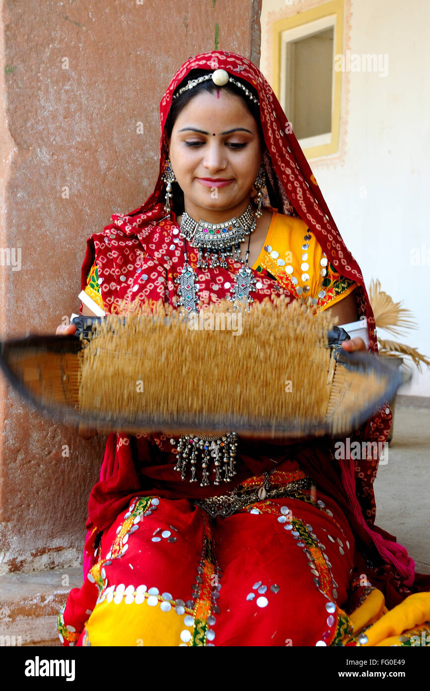 Sieving rural hi-res stock photography and images - Alamy