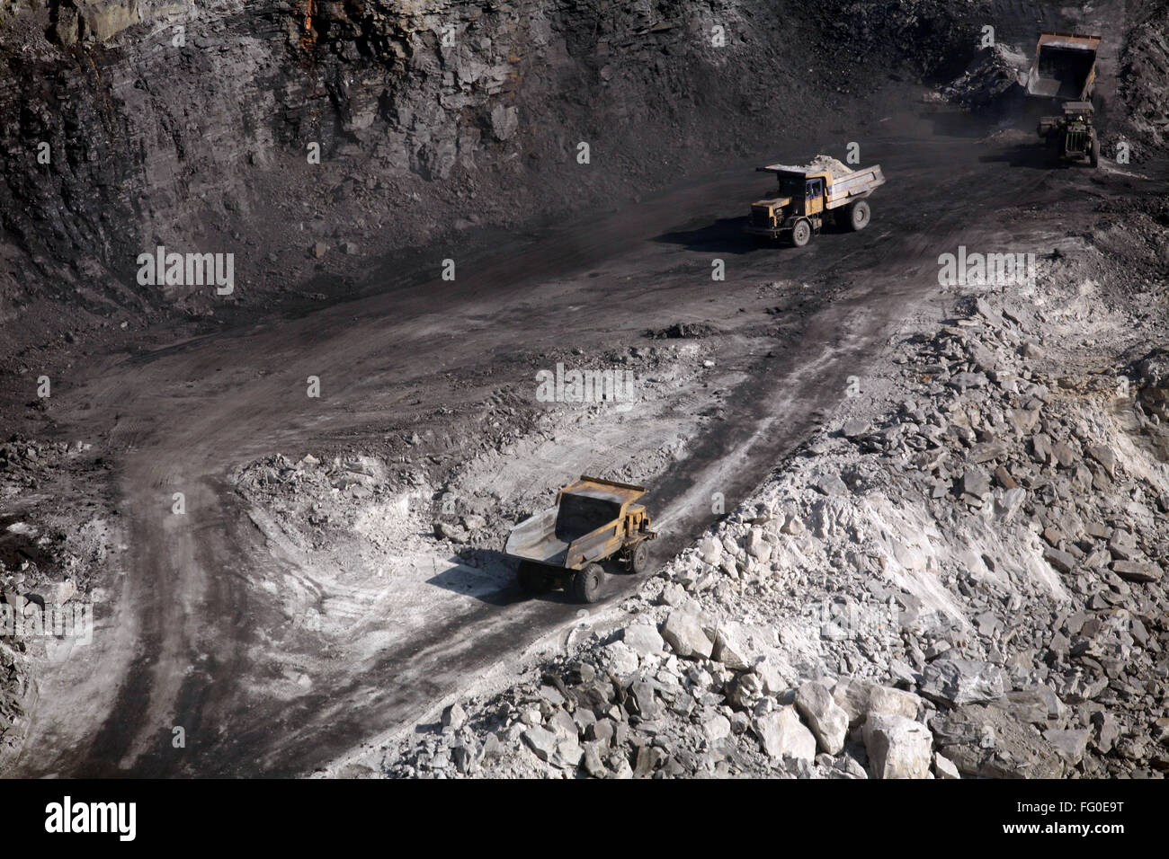 Overview of coal mine in jharkhand hi-res stock photography and images ...