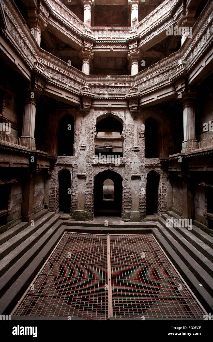 Adalaj step well or vav built in 1499 AD by Queen Radhabai of Ahmedabad ...