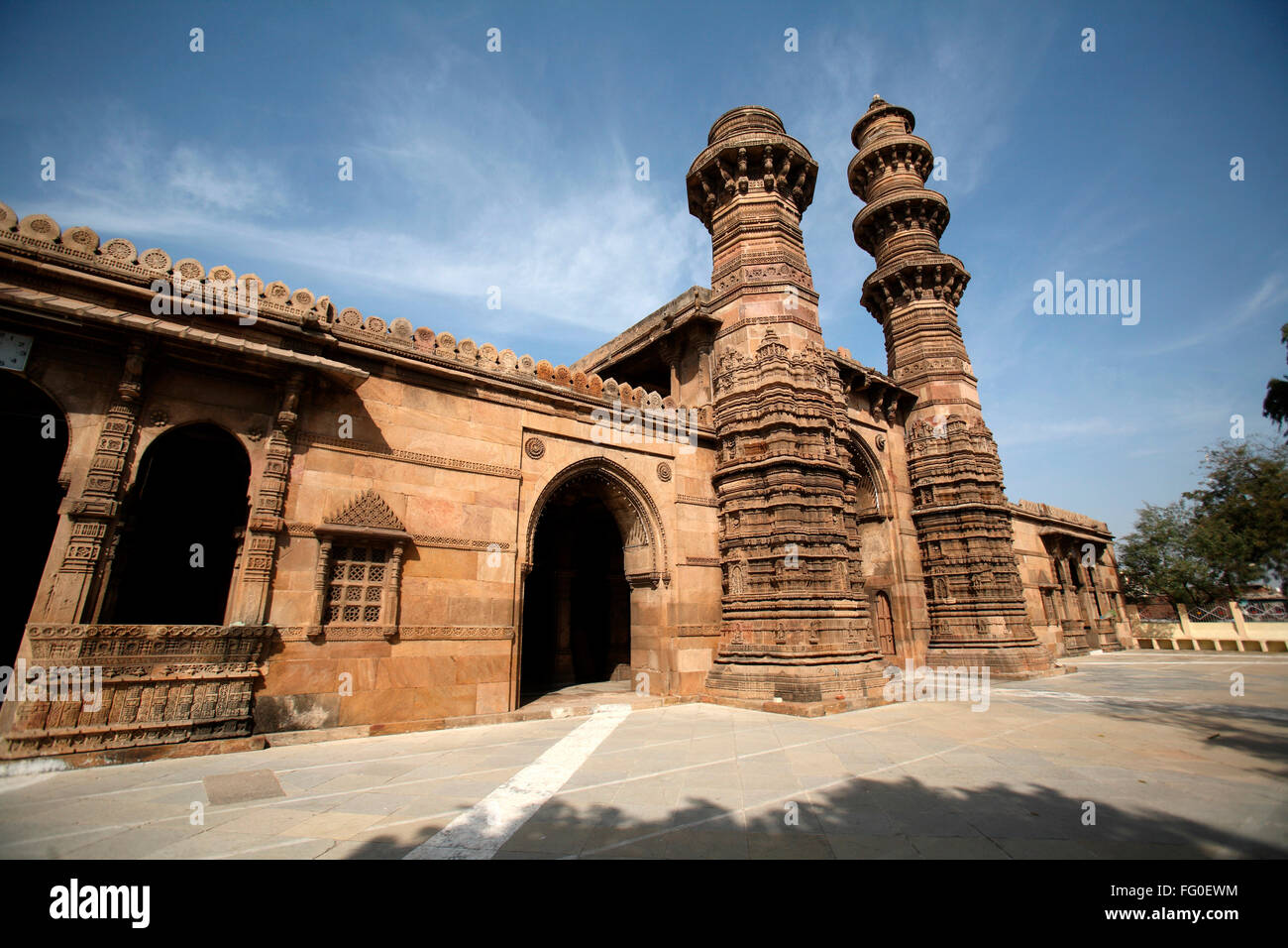 Five hundred seventy one year old shaking minarets of Bibiji mosque in ...