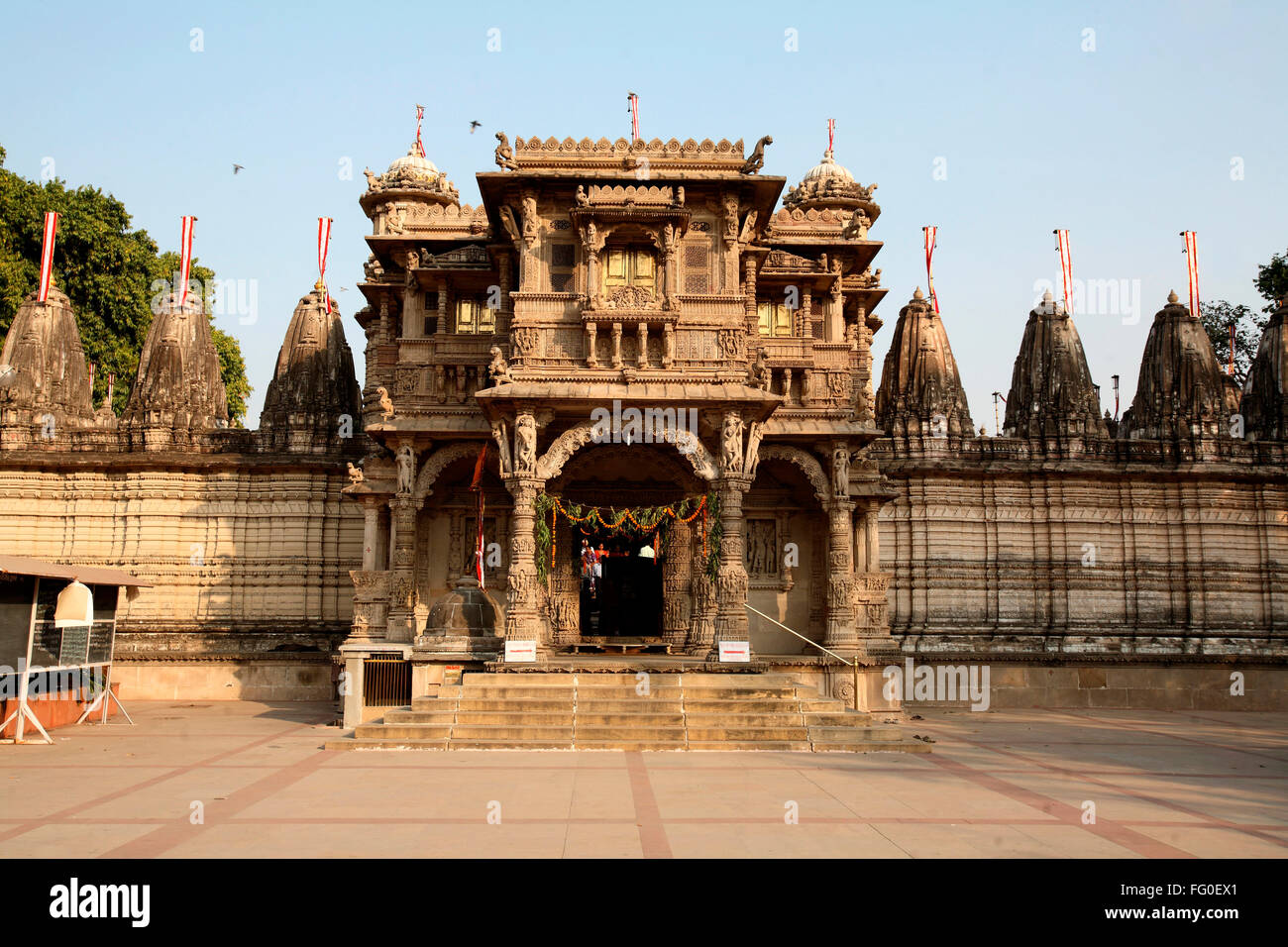 Fifteen arches hi-res stock photography and images - Alamy