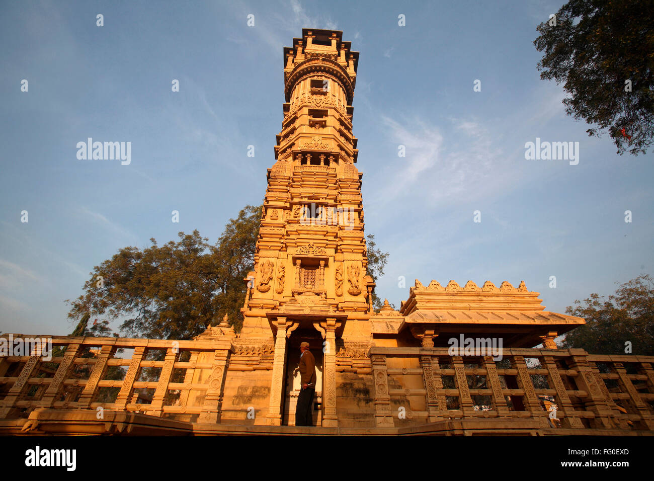 Hatheesing jain temple hi-res stock photography and images - Alamy