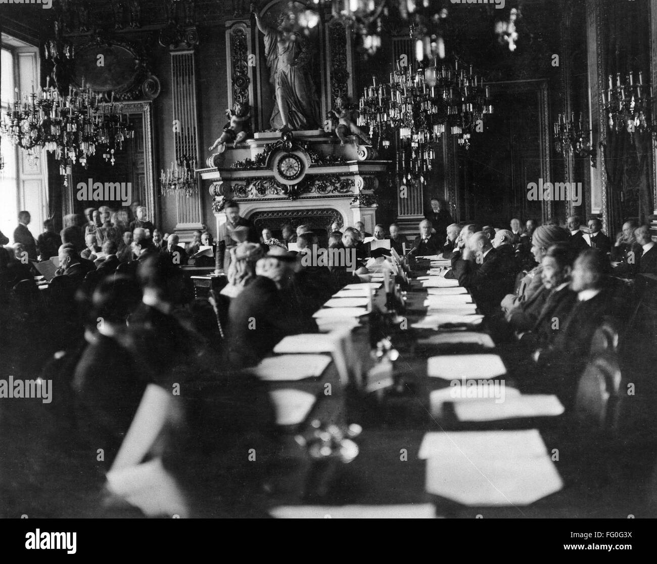 Treaty of versailles 1919 hi-res stock photography and images - Alamy