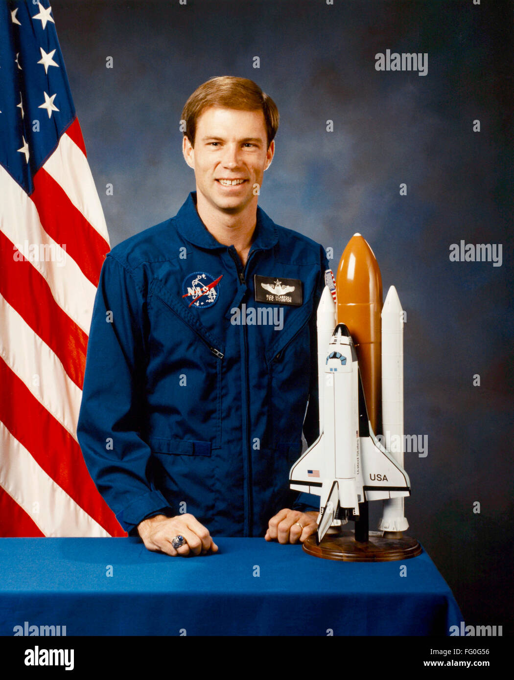 Astronaut richard searfoss hi-res stock photography and images - Alamy
