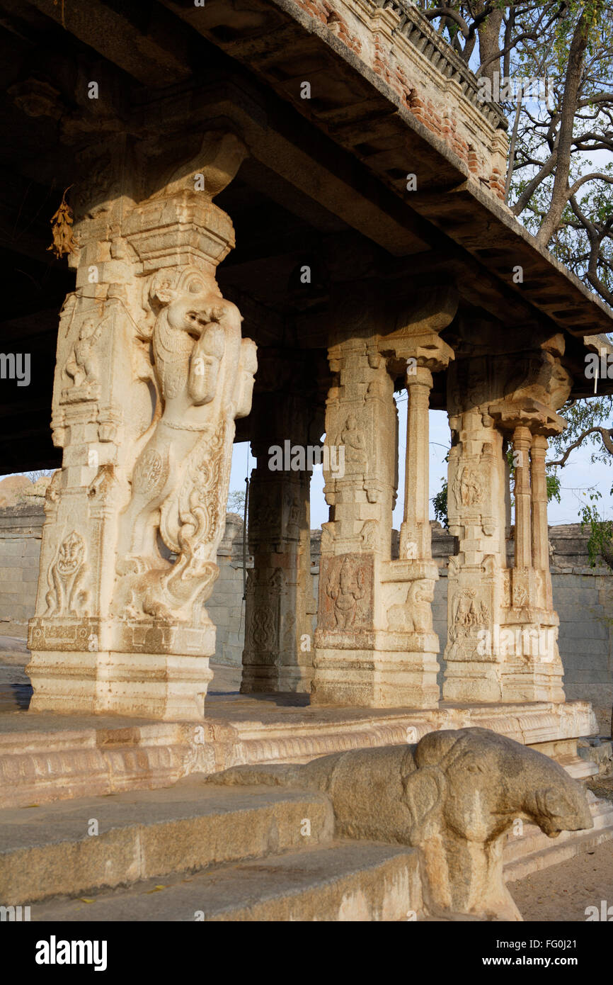 Carved statues pillars Raghunatha temple Malyavanta hill Hampi ...