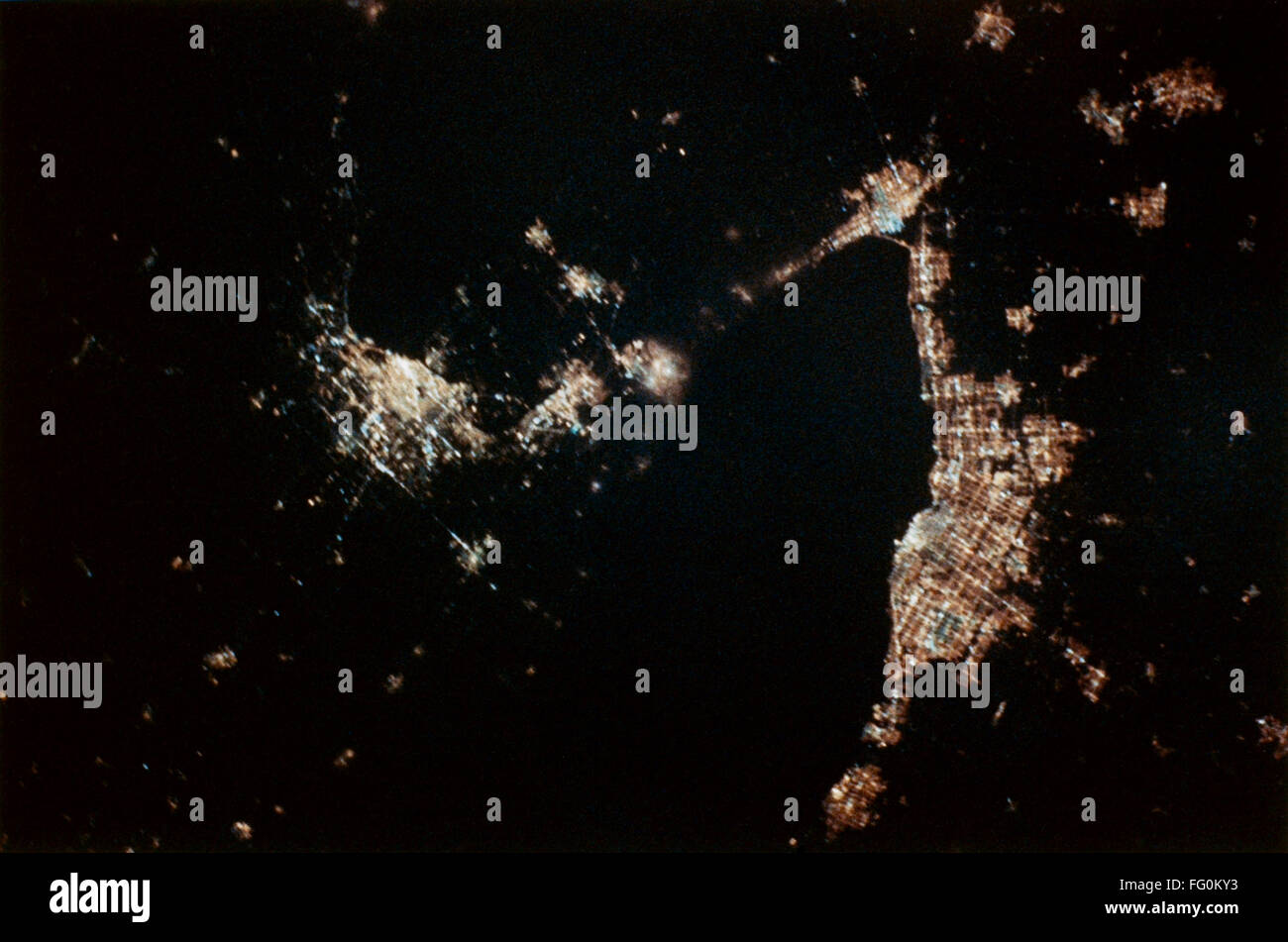 EARTH FROM SPACE, 1994. /nThe lights of Buffalo, New York and Toronto ...