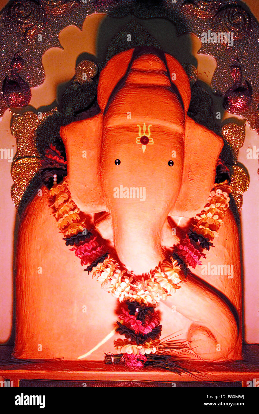 Ashtavinayak Ganpati Mandir, Ganesh idol replica, Ballaleshwar, Pali ...