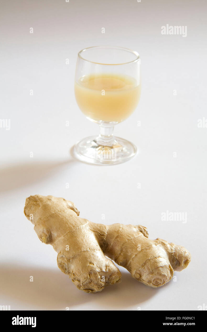 Officiale hi-res stock photography and images - Alamy